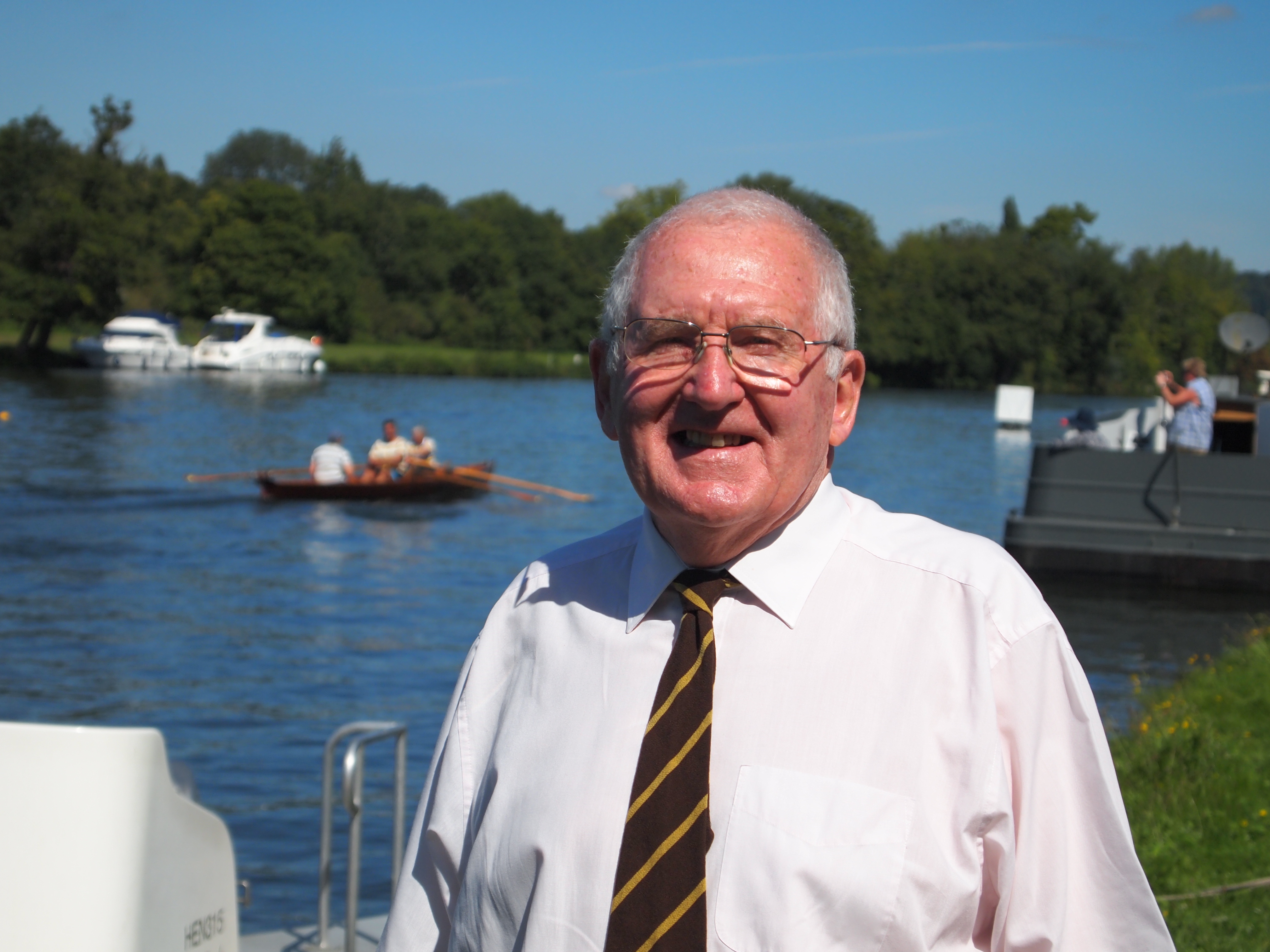 Thames skiffing: both decades ahead and behind rowing – Rowing Story